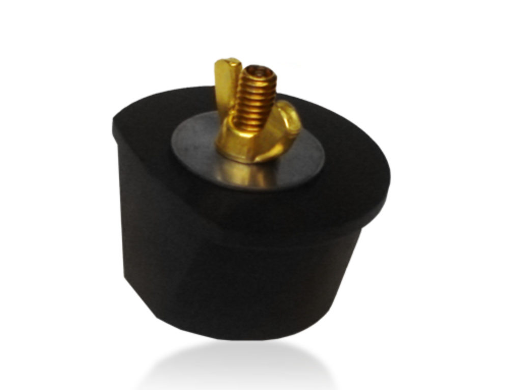 plug side view 2 - Paramount Pool & Spa Systems